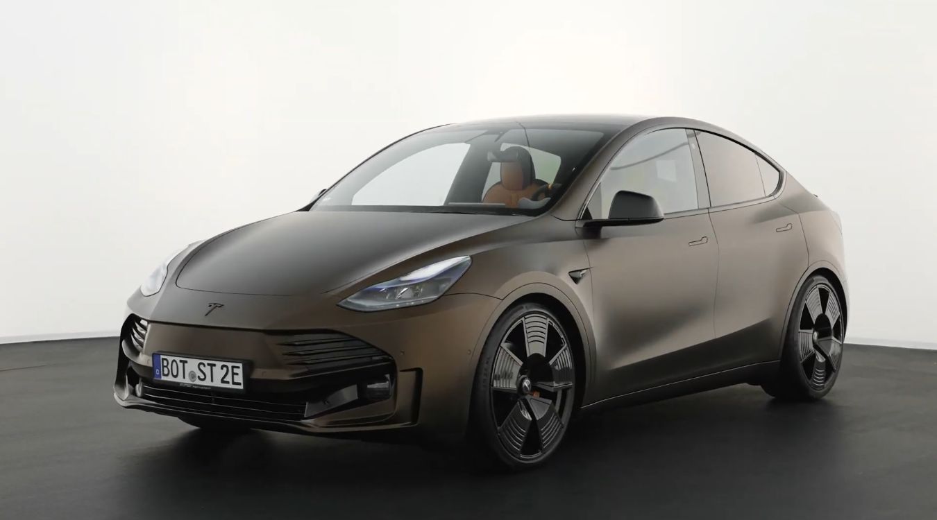 Model Y modified by STARTECH | STARTECH Refinement Model Y modified by STARTECH | STARTECH Refinement